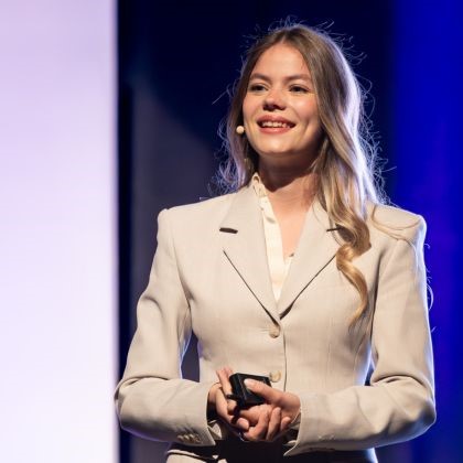 Yaël Meier: The voice of a new generation.